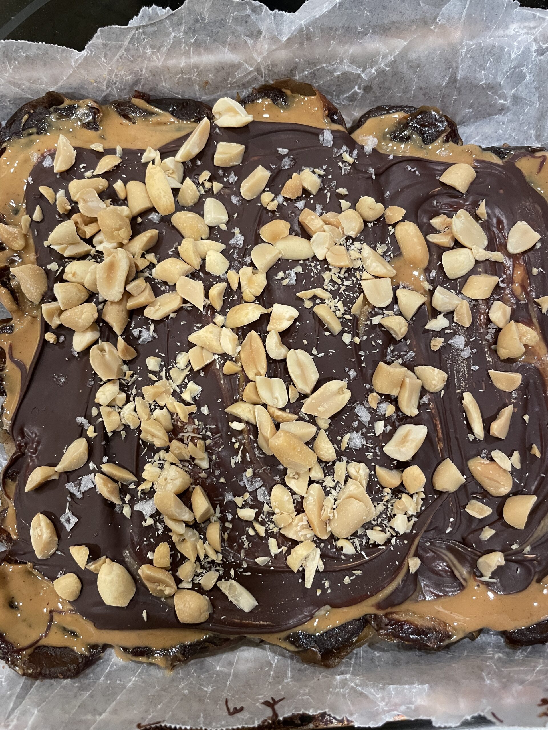 Easy WFPB Caramel Peanut Treats (No Oil, No Refined Sugar!) - Vicki-Lynne